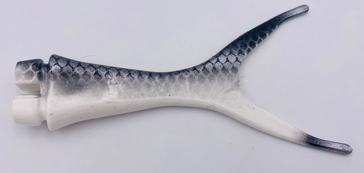 Custom Shallow Invader Replacement Tails – Musky Innovations